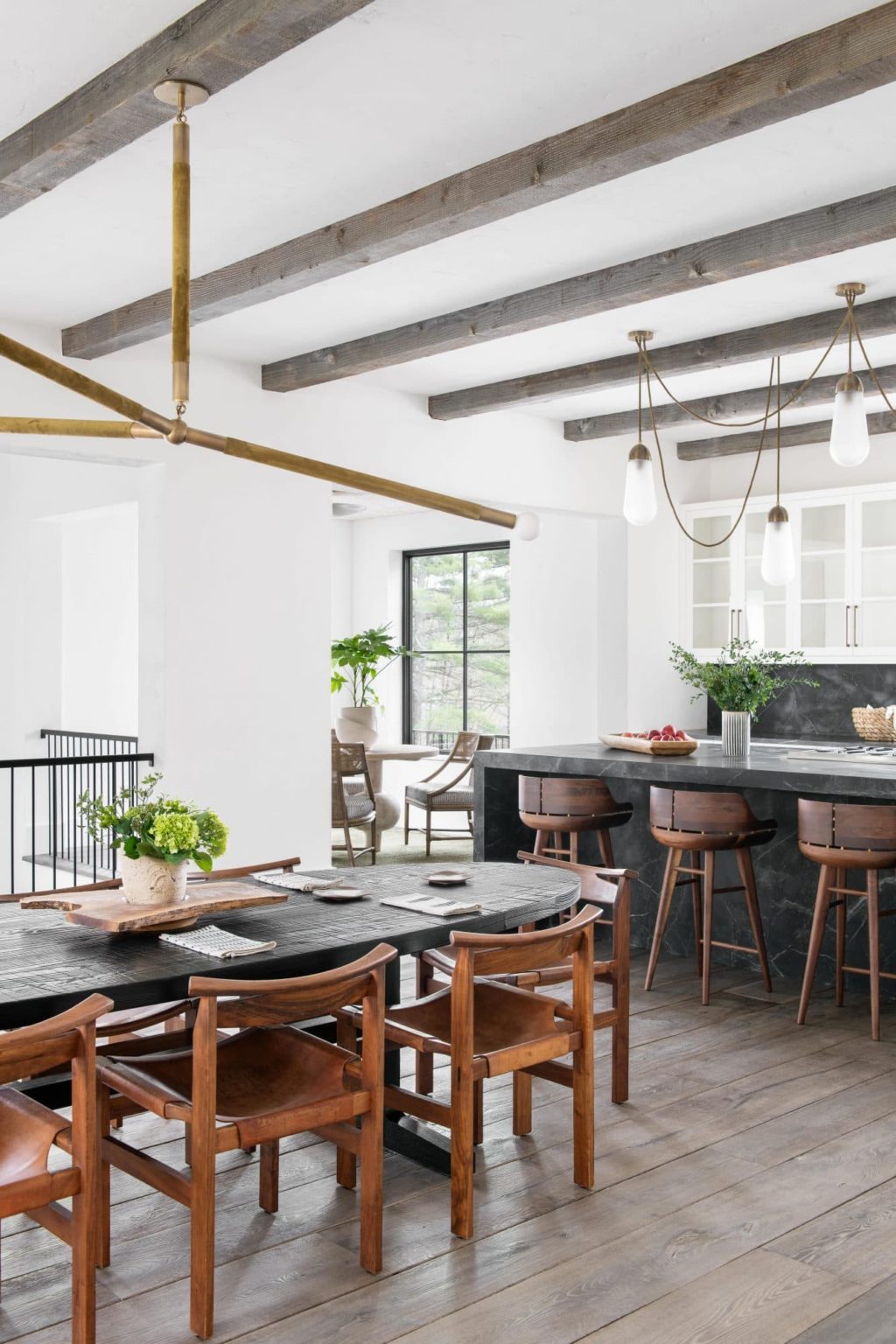 How To Mix Multiple Light Fixtures In The Same Space - bandddesign.com