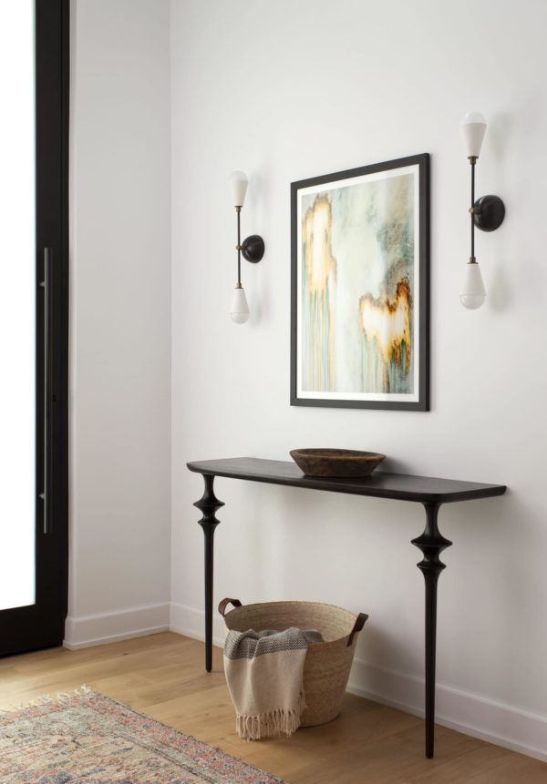 Entryway Styling Tips For Any Layout - bandddesign.com